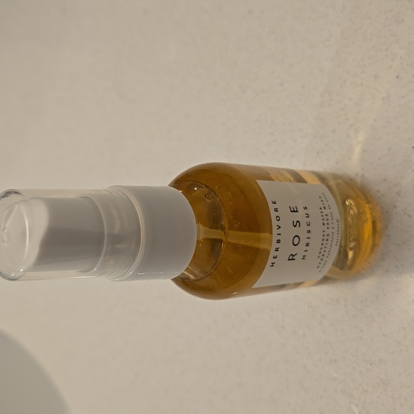 Anthropologie | Skincare | Herbivore Rose Hibiscus Coconut Water ...